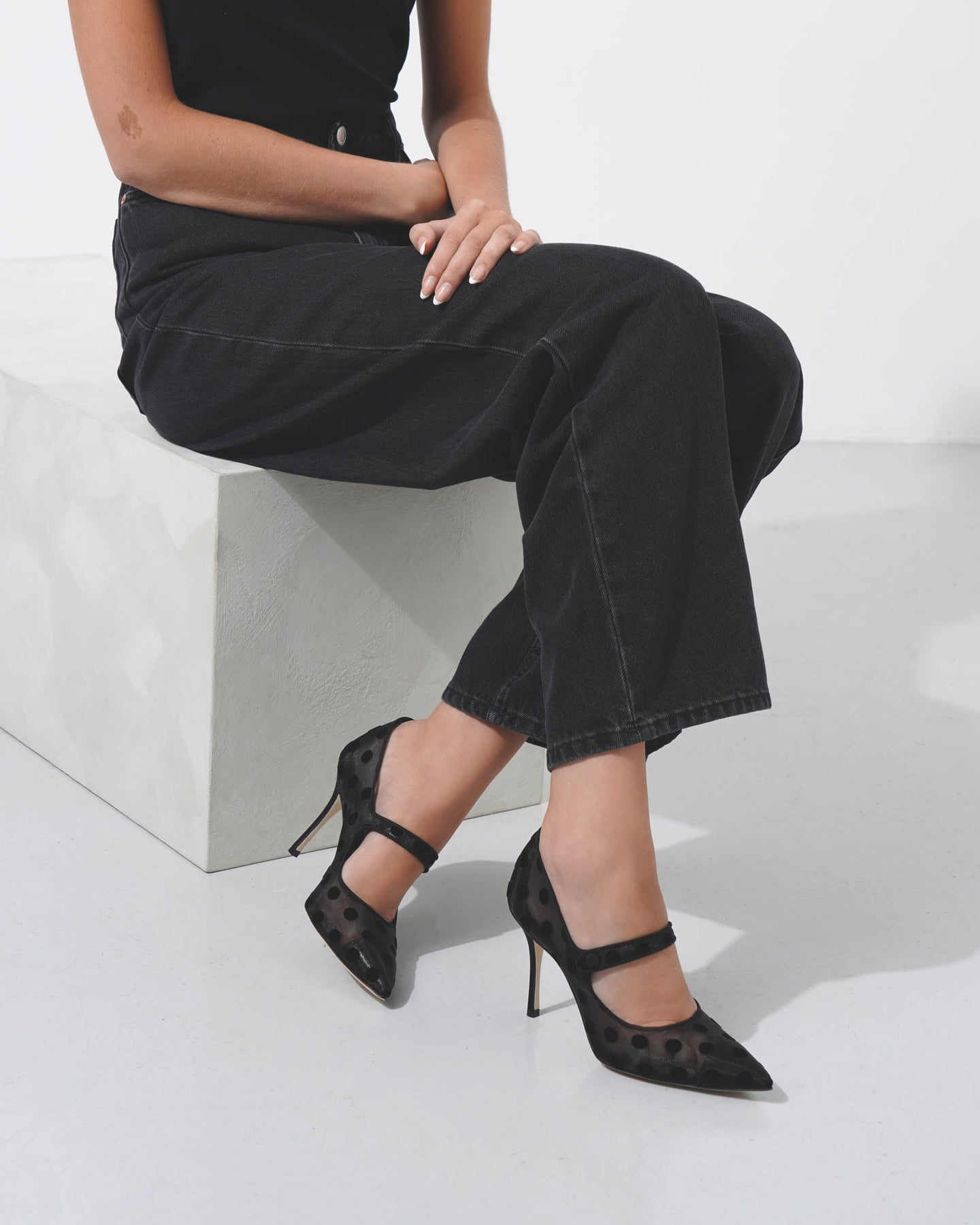 Manolo Blahnik | Campari 105 black mesh pumps | Savannahs