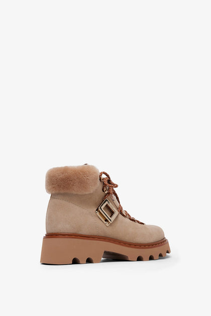 Roger Vivier | Viv Rangers shearling beige boots | Savannahs