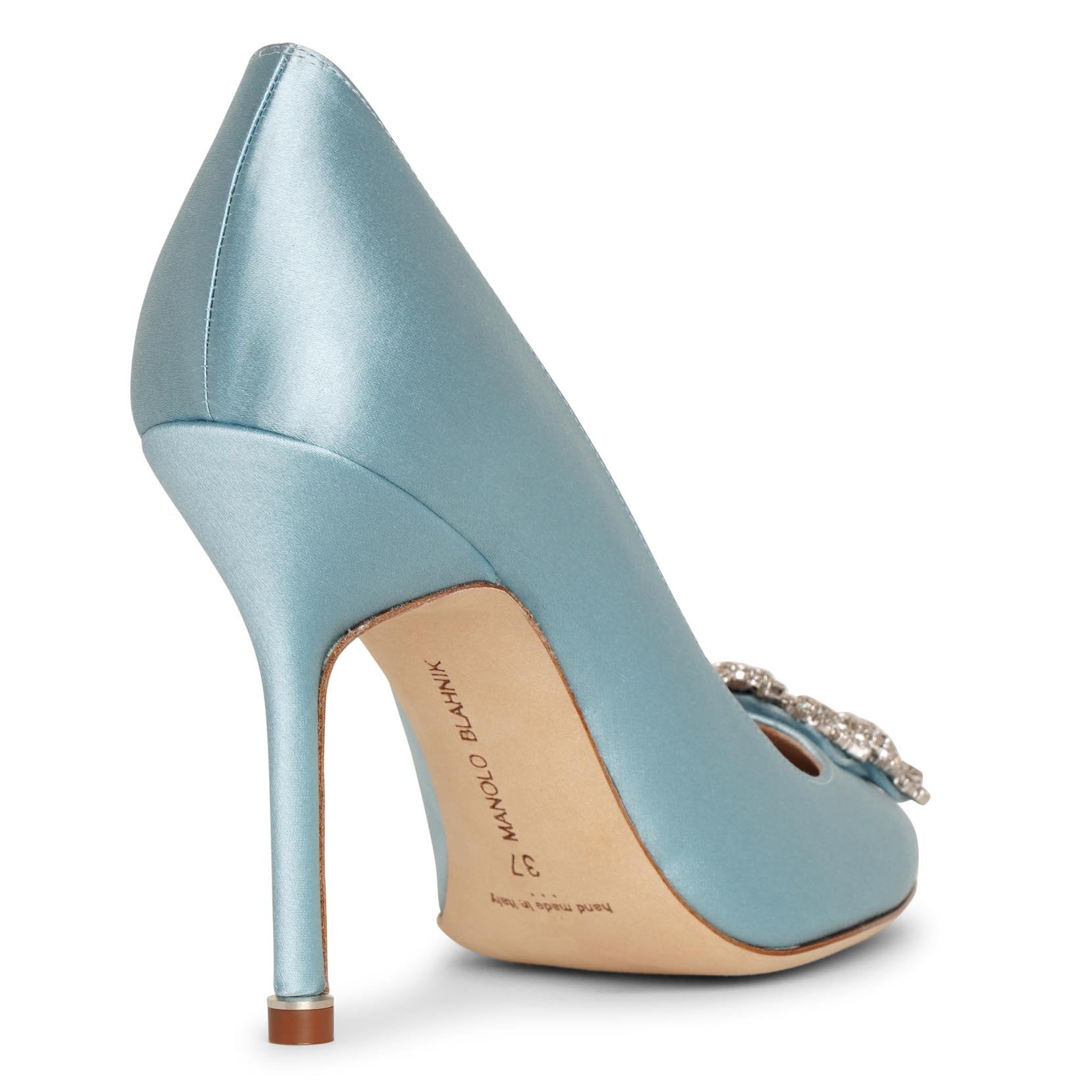 Manolo Blahnik | Hangisi 105 light blue satin pumps | Savannahs